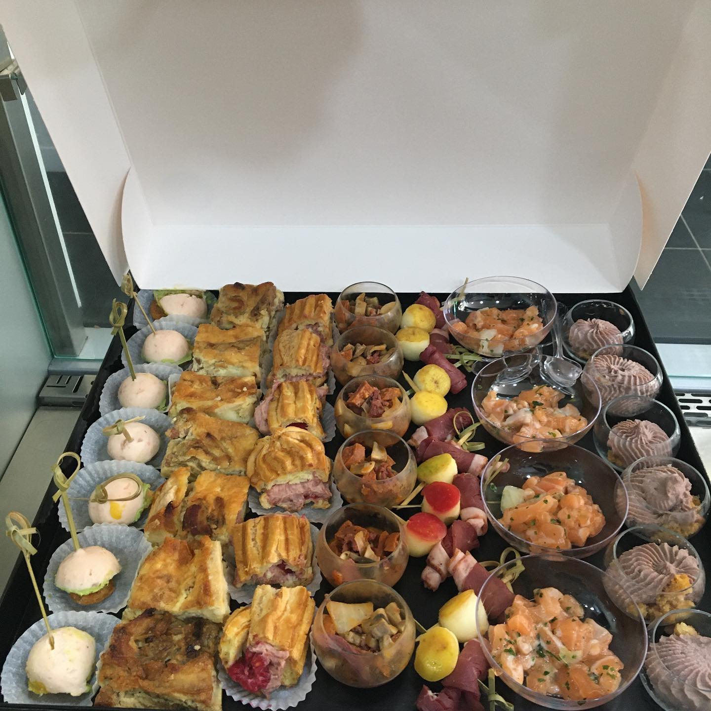 Livraison traiteur à Caluire-et-Cuire - Les Jumeaux Authentiques